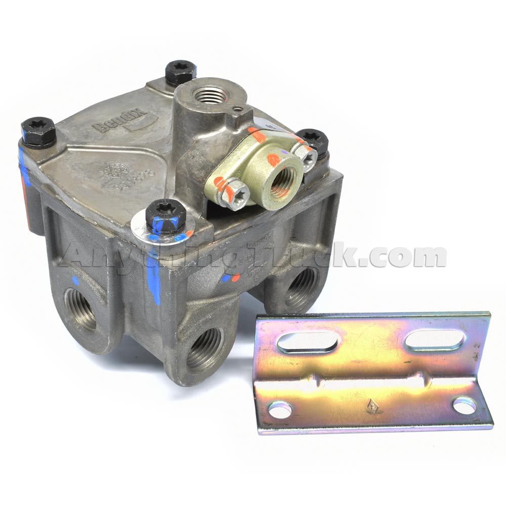 Bendix 800471 R-12DC Relay Valve: AnythingTruck.com