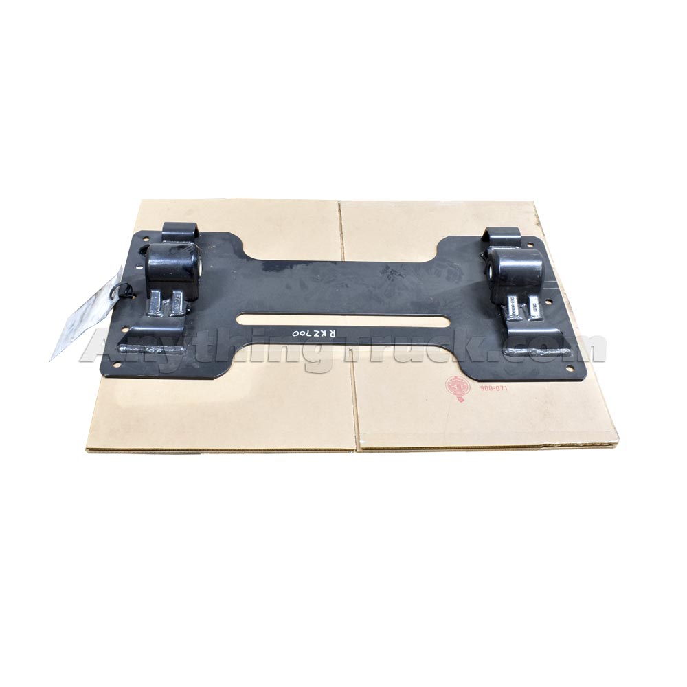 SAF Holland RK-Z700 Stationary Integrated Plate Mounting Bracket, 6"-7 ...