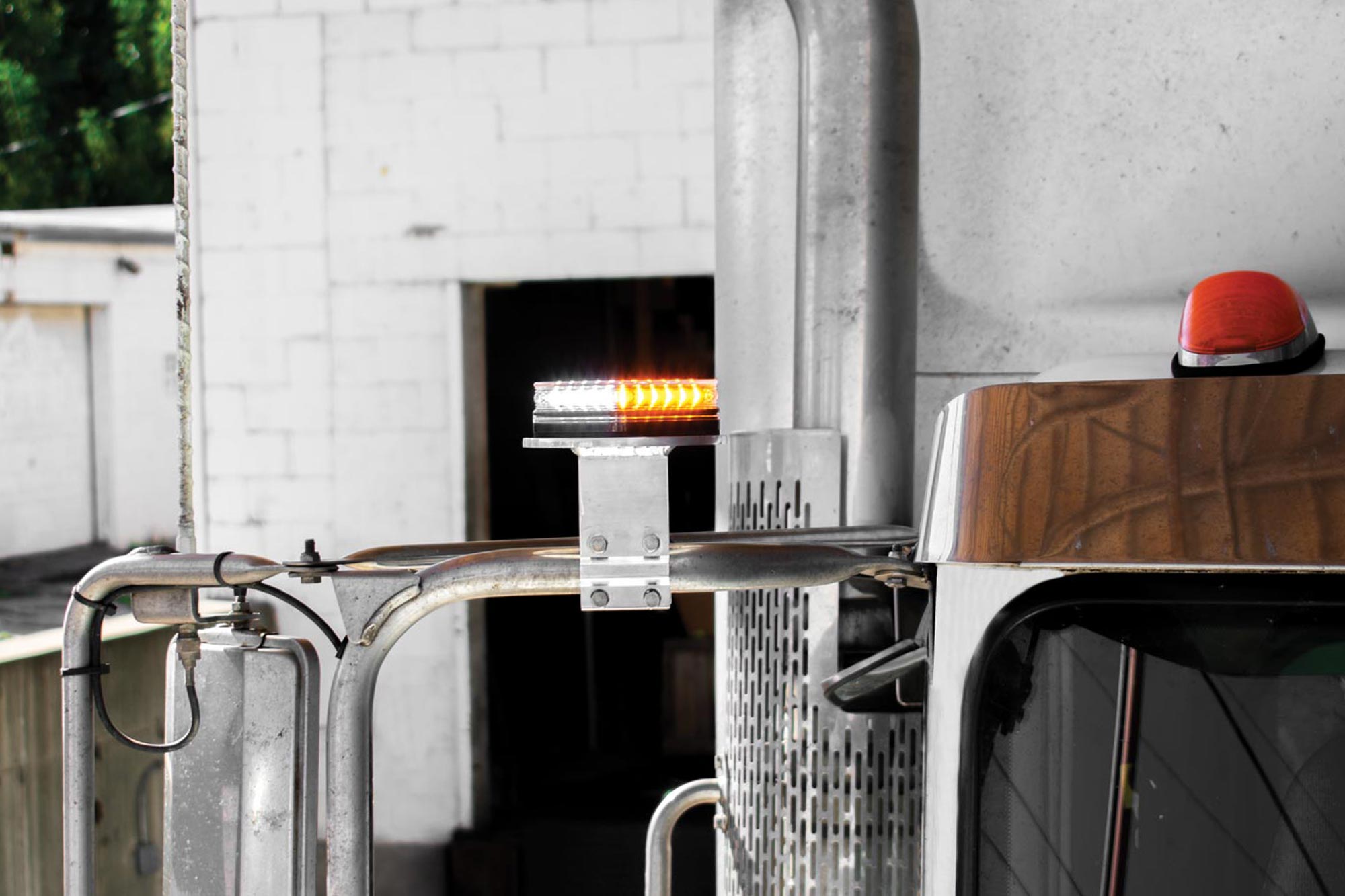 Pro LED MS75AC Permanent Mount Amber/White LED Mini Beacon With 10 ...